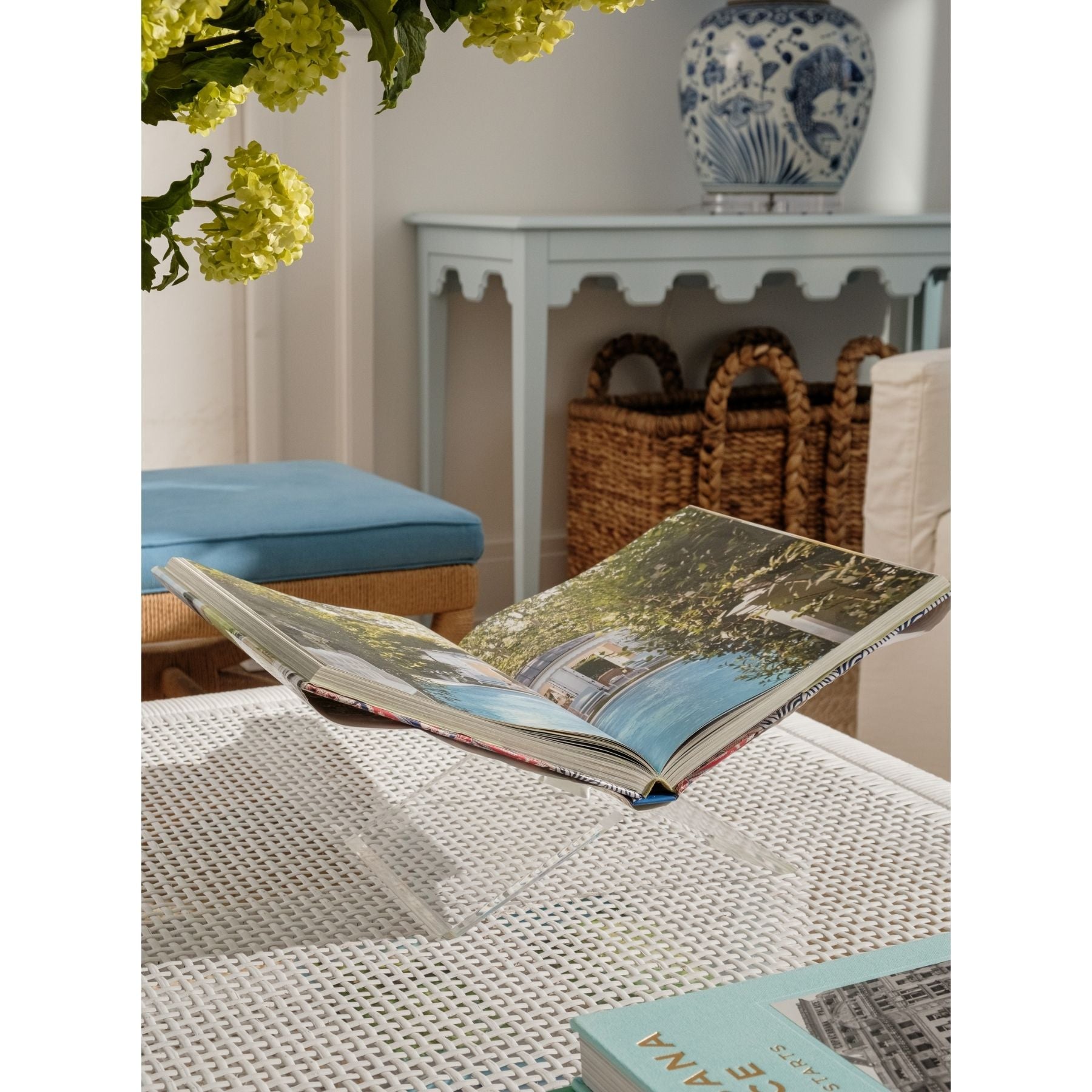 Acrylic Book Stand – Cailini Coastal