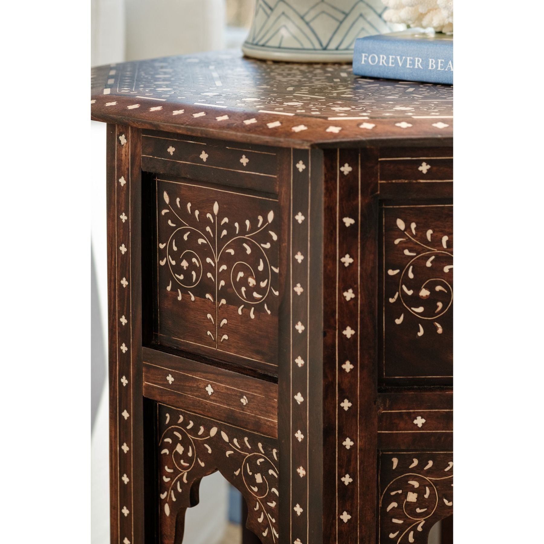 Anahita Side Table – Cailini Coastal