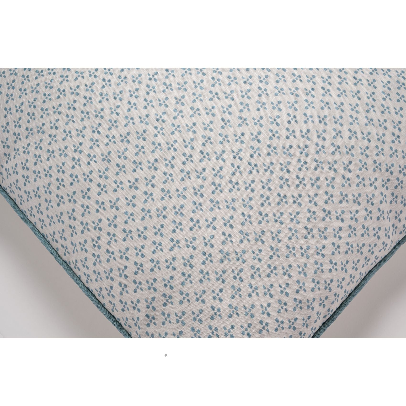 Decorative Pillows & Throws- Cailini Coastal